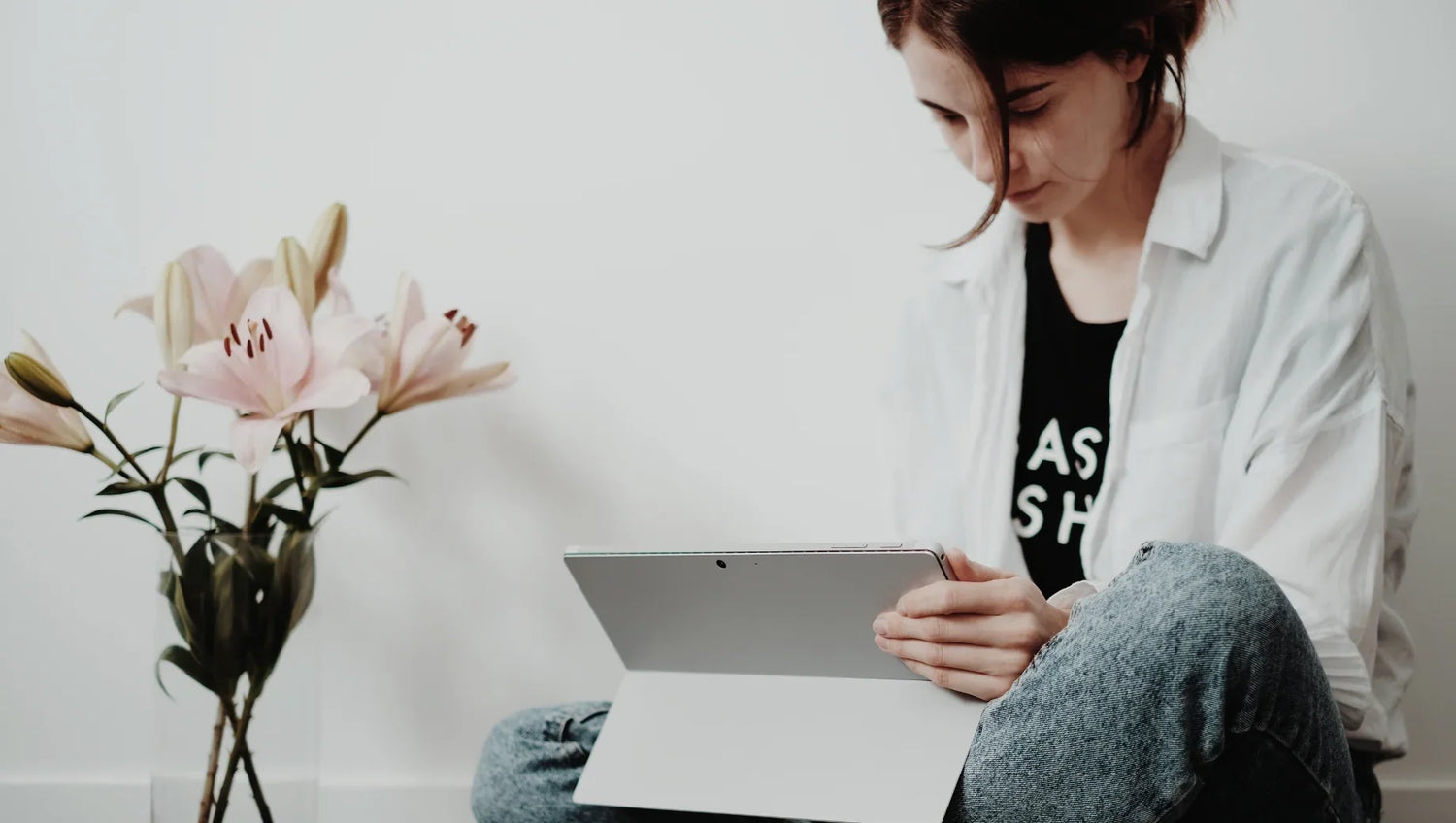 Long-Distance Love? How to Send Flowers from Abroad to Bangkok ...