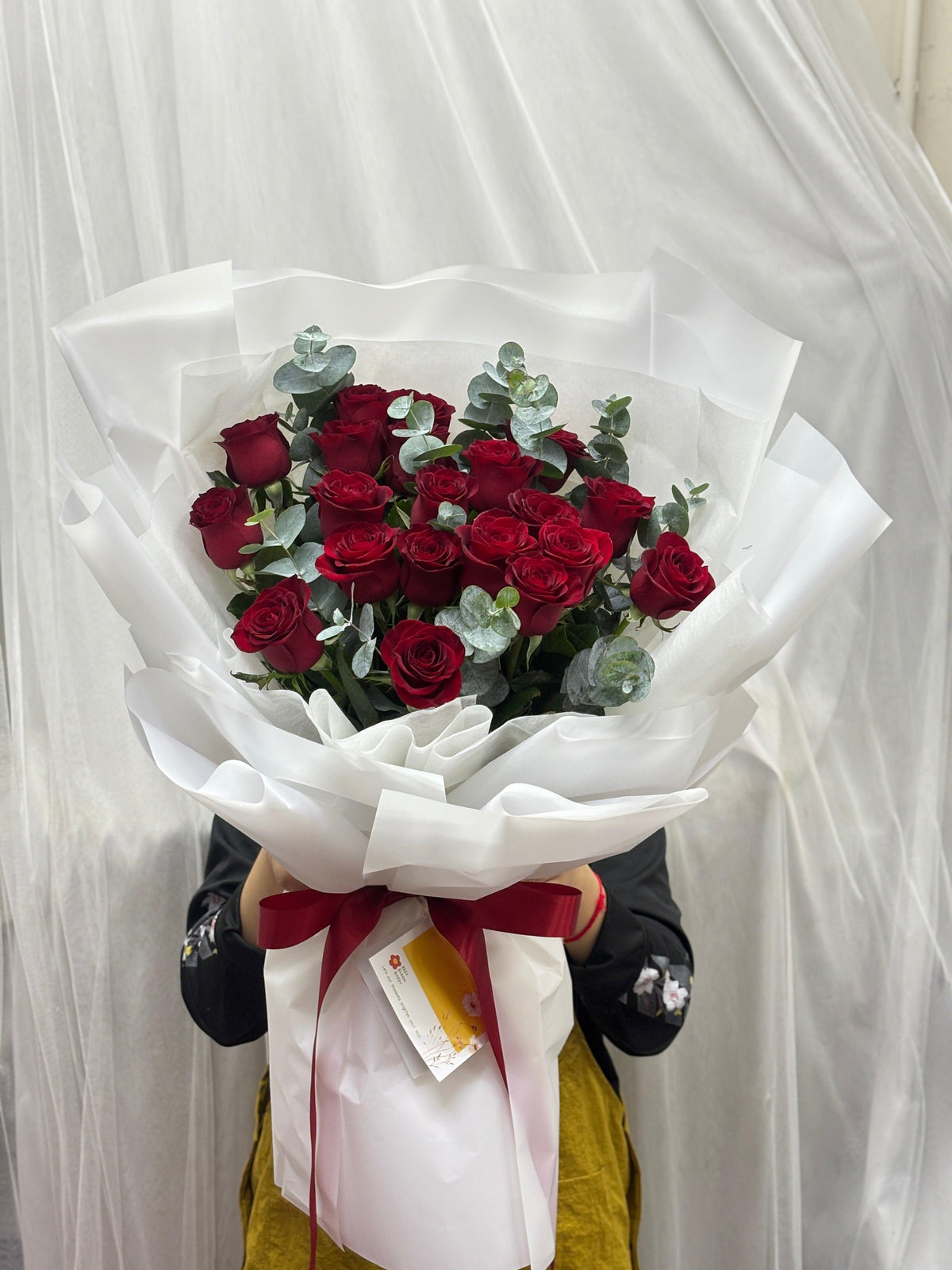 100 Heartfelt Love Messages for Mom to Brighten Her Day with Flowers ...